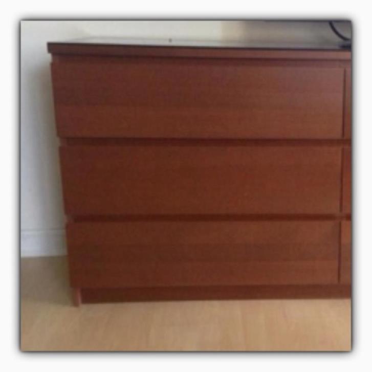 Malm byrå (brun) - 3 lådor bortskänkes | Stockholm